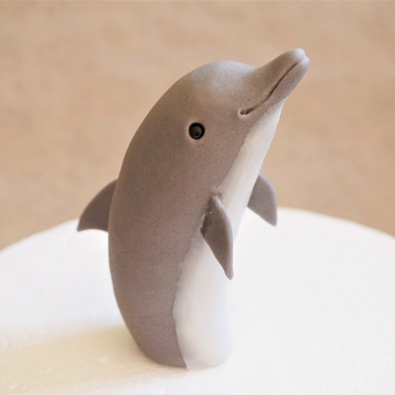 Fondant dolphin cake topper – Love.Sugar.Art